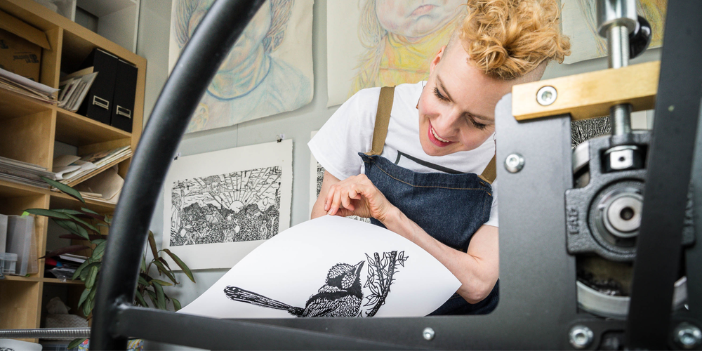 LaDY MoHaWK – Lady Mohawk